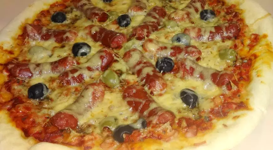 Stock foto varenie recept: tarantel's pizza, krok číslo 13