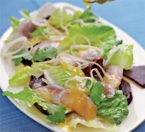 Salata de la heringul norvegian și sfecla, rețetă pas cu pas cu fotografii