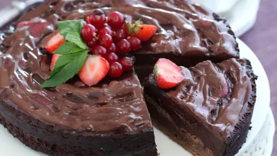 The simplest chocolate cake, step-by-step recipe with photos