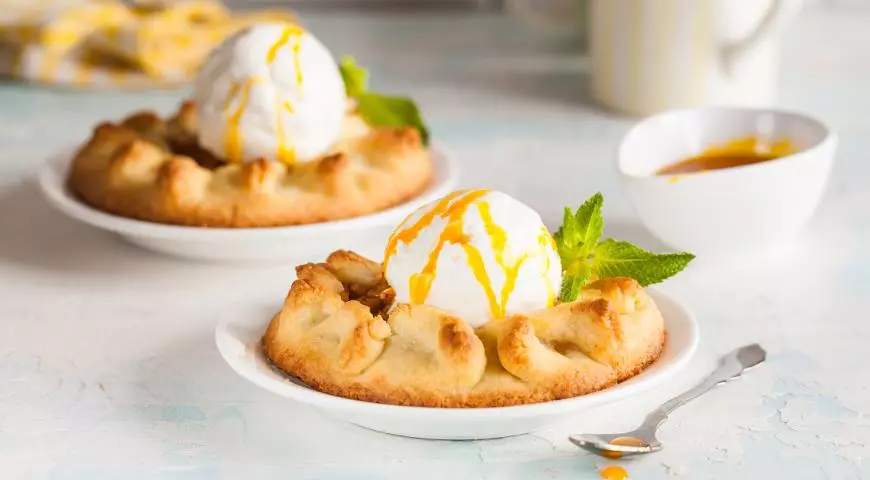 Apple Mini-Pies con xeado