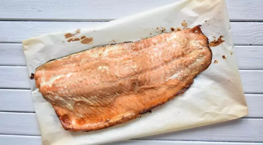 Larawan ng paghahanda ng recipe: inihurnong sa oven salmon, hakbang na numero 5