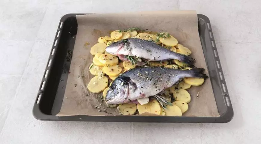 Foto matlaging Oppskrift: Fisk med poteter i ovnen, trinn nummer 6