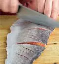 Stock foto resep memasak: trout dengan hazelnut dan bacon di oven, langkah nomor 1