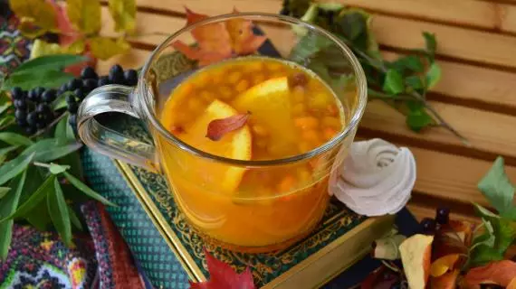 Spicy sea buckthic tea, step-by-step recipe na may mga larawan