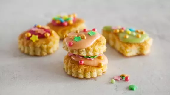 Biscuit cookies med glasur, trinnvis oppskrift med bilder