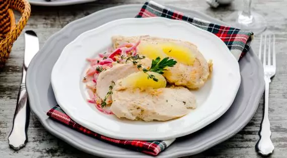 Filet de pollastre a la salsa de llimona, recepta pas a pas amb fotos