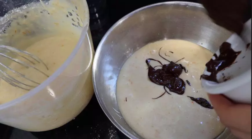 Photo Cooking Recipe: Chocolate Orange Muffins, Step number 2