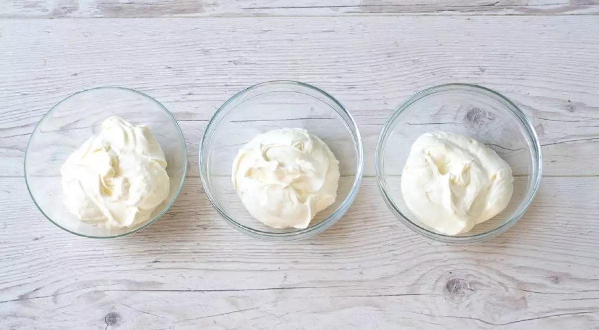 Kuch mat Crème Kéis, preparéiert Creme Creme