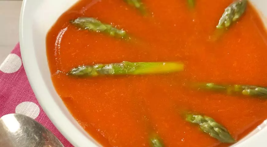 Sumunar saka asparagus