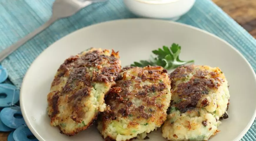 આસ્ટ્રકન માં માછલી cutlets