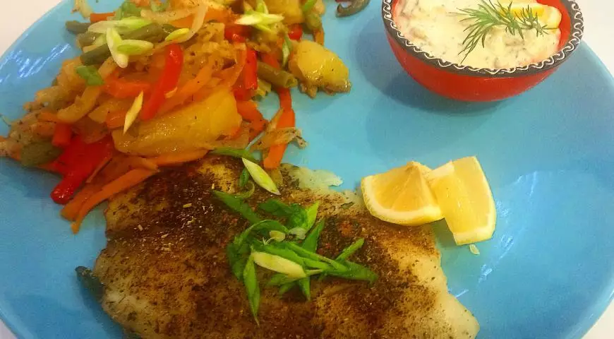 Tilapia fillet baked with vegetables