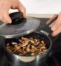 Foto da preparación dunha receita: sopa de cogomelos con lentellas, paso número 1