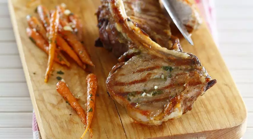 Veal on a bone with spider carrots