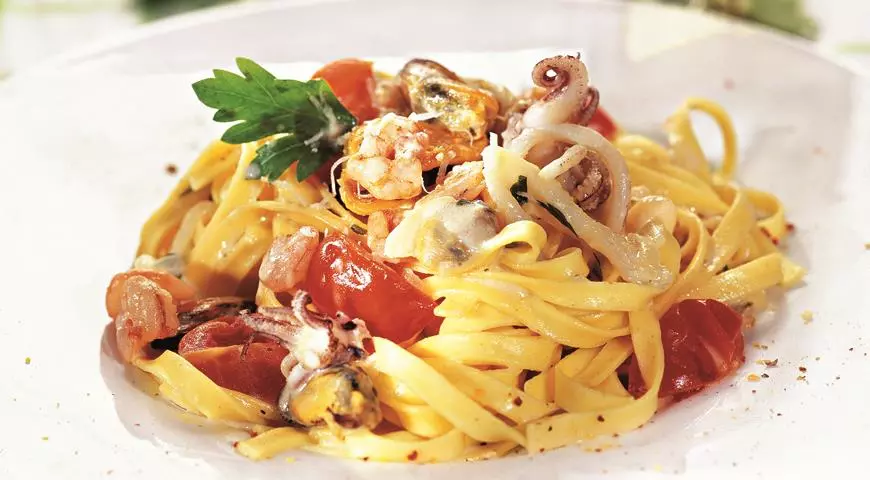 Linguine di mare.