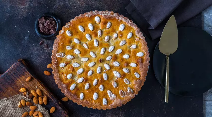 O le Smitter Cake mai Sicily Island