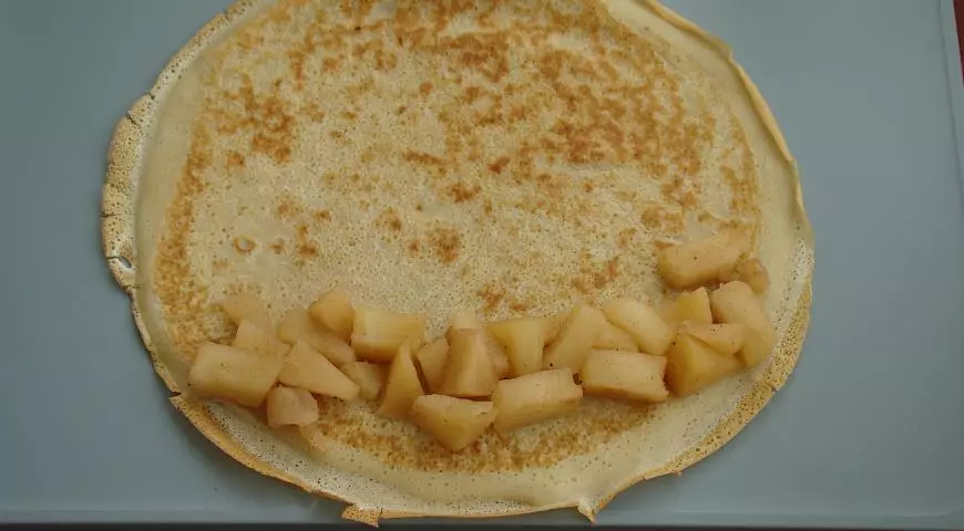調理レシピ：りんごのパンケーキケーキ、ステップ番号10