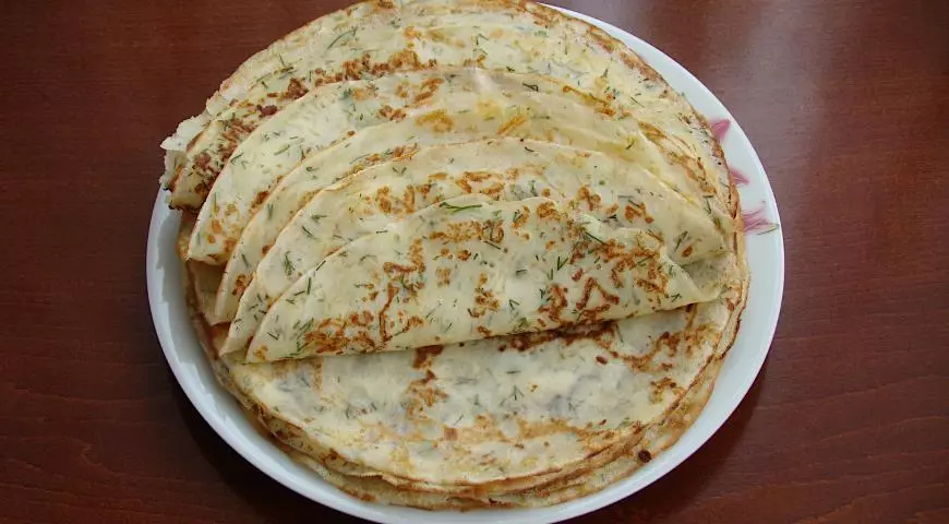 Akpakọ foto na-esi nri: pancake achicha na ọkụkọ, nọmba 9