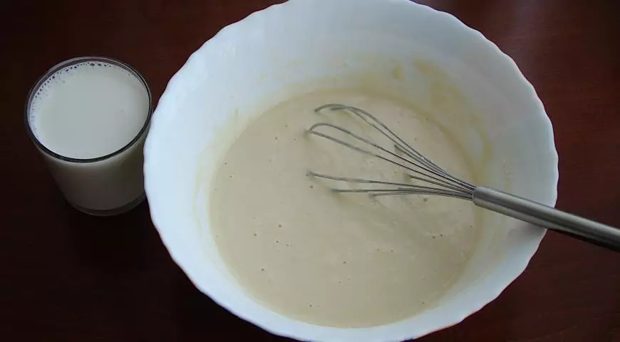 Akpakọ foto na-esi nri: pancake achicha na ọkụkọ, nzọụkwụ №4