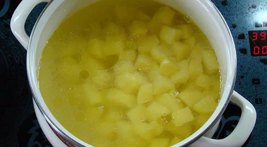 Foto madlavning opskrift: klassisk suppe friskkål, trin nr. 3