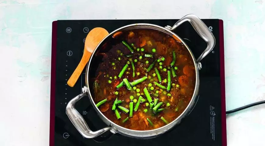 Fotografie varenie recept: polievka so zeleninou, hovädzím a pohánkou, krok číslo 5