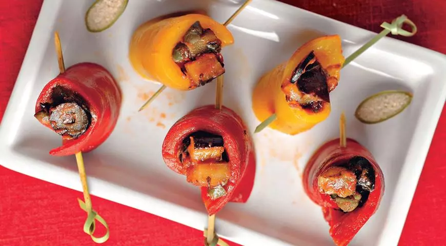 Peppers and eggplant rolls