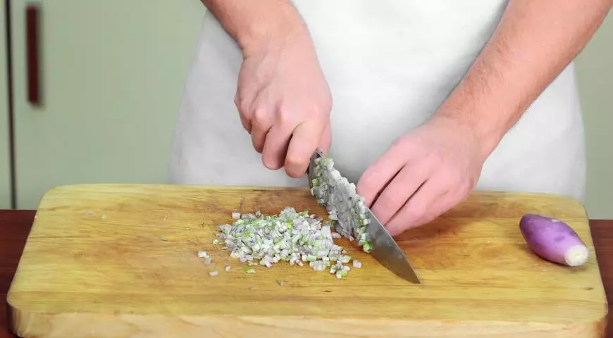 Stock Foto Cooking retsept: Pizza - Roll of Bolognese, samm number 1