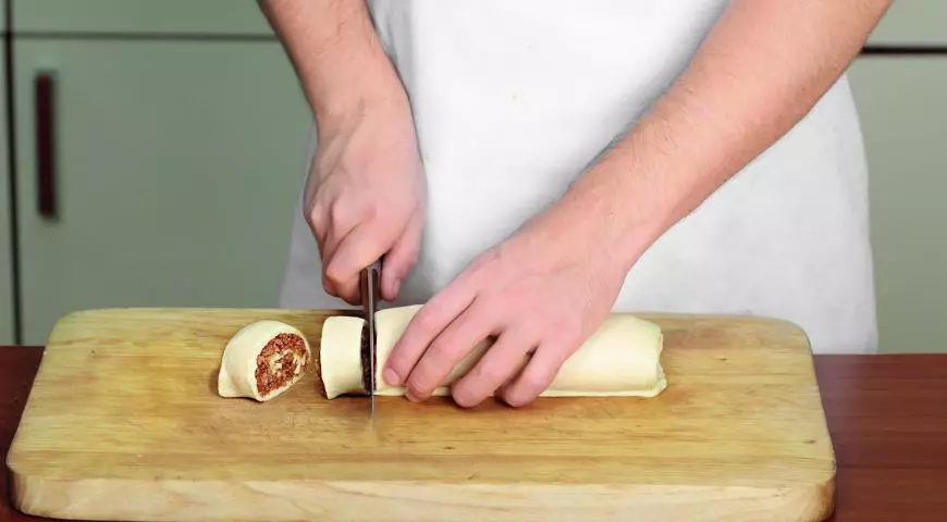 Stock Photo Cooking Recipe: Pizza - Bologne Roll, Dingana 5