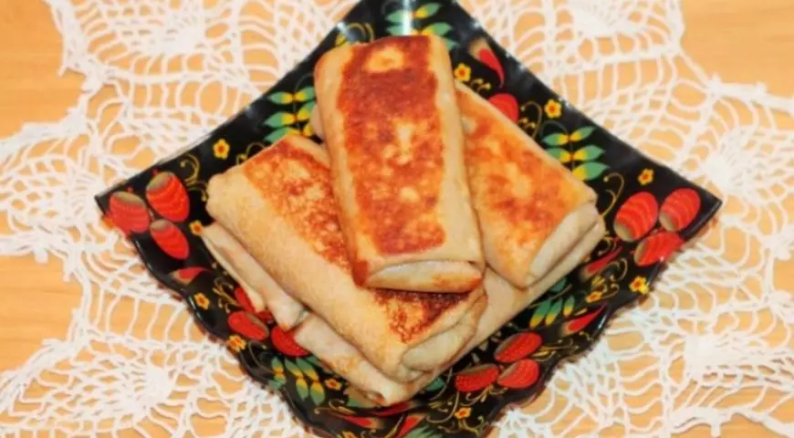 Ifoto yo guteka resept: yuzuye pancake hamwe na ICHOR SAUCE, Intambwe No 12