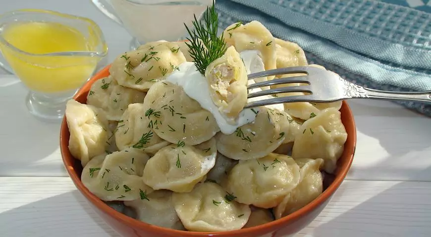 Dumplings bi goşt û potatîk