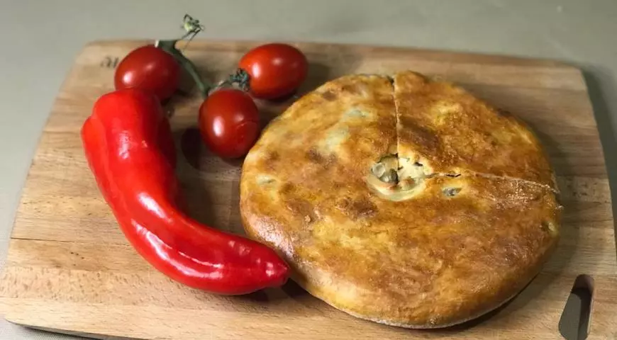 Georgiese vleiskoek Kubdari, stap-vir-stap resep met foto's