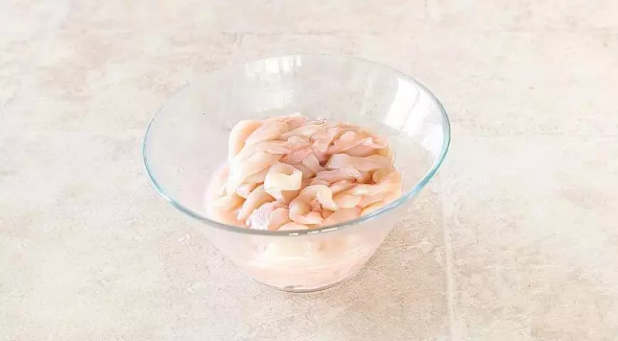 Salate e hokahaneng ea squid