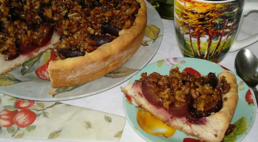 Foto Foto gatavošanas recepte: kūka no biezpiena siera mīkla ar kanniņu un valriekstu karameli, soli №15