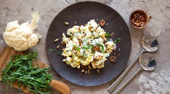 Gurkensalat mit Blumenkohl, Schritt-für-Schritt-Rezept mit Fotos