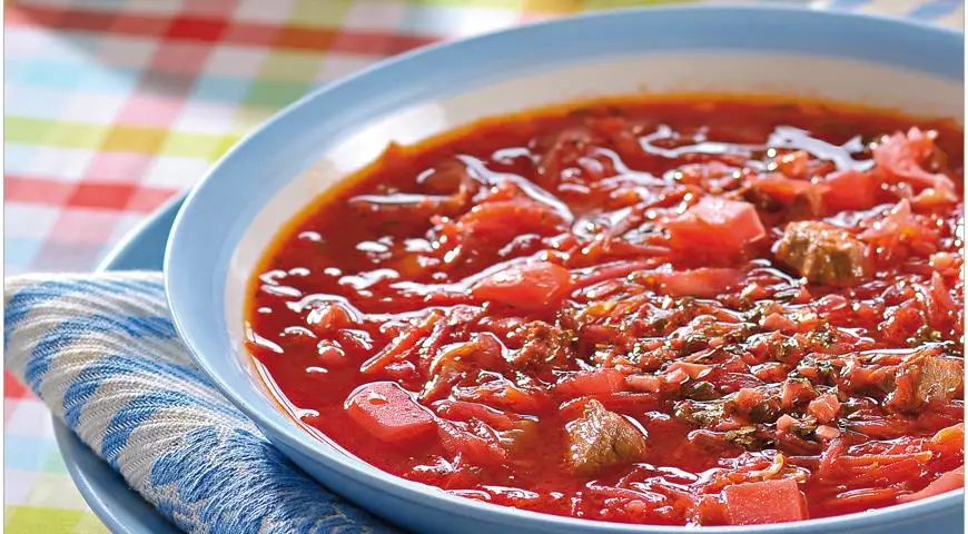 Ukrayna Borsch bizim qaydasında