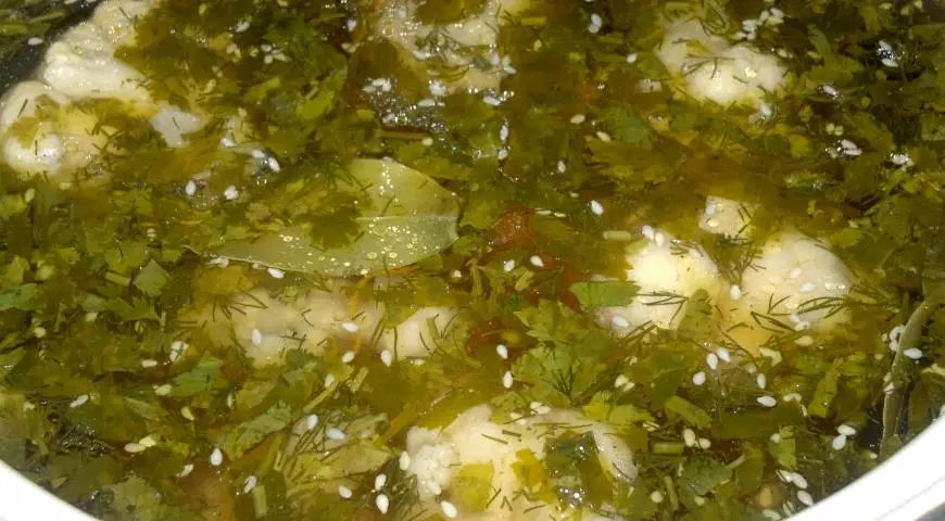 तीव्र मसालेदार फुलकोबी, कोबी marinade ओतणे