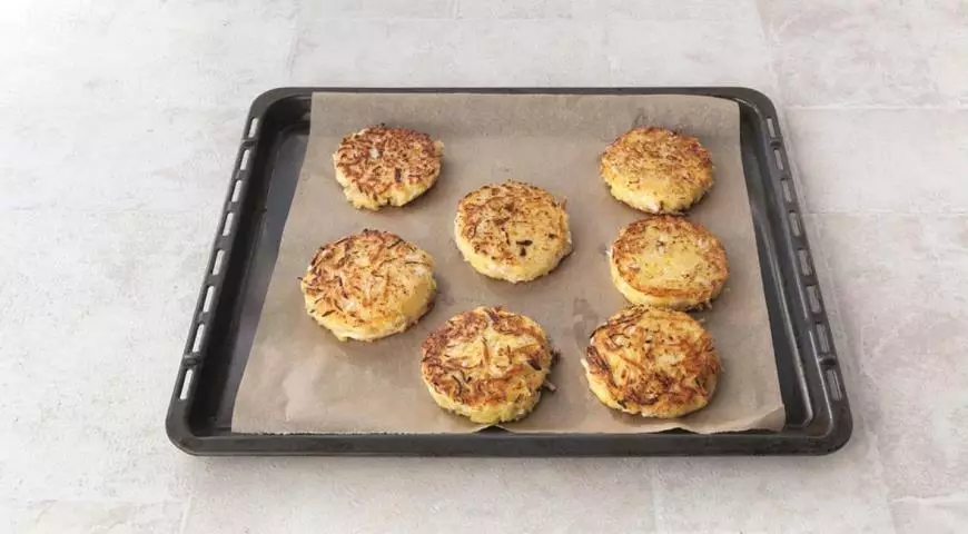 Larawan ng Pagluluto Recipe: sariwang cutlets ng repolyo na may patatas, hakbang na numero 5