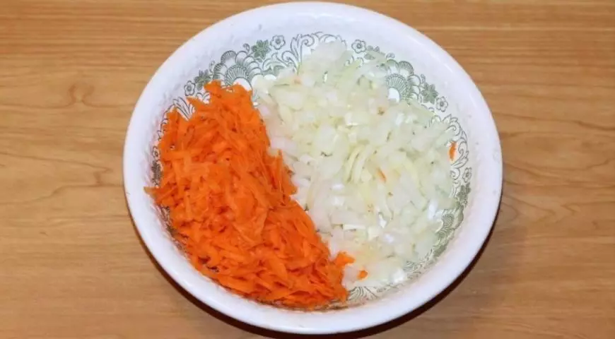 Foto kuhanje recept: piščančja-zelenjavni kosi z zelenicami, korak št. 4