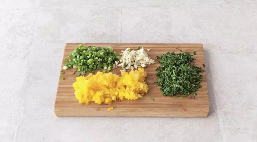 Stock Photo Kochen Rezept: Rindfleischkoteletts mit Pfeffer, in Sahne-Sauce, Schritt Nummer 1