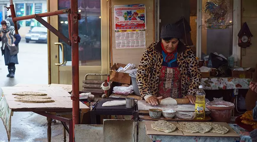 बुलेट अन्तर्गत भान्छा: नमिलोडो-कुरबखमा के खाइन्छ। फोटो रिपोर्ट 119256_13