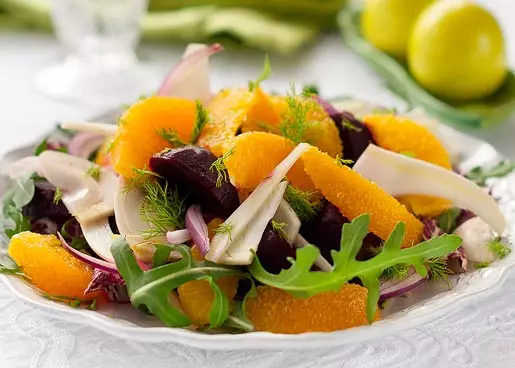 Salat med rødbeter, fennikel og appelsiner