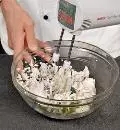 Stock Foto Cooking Recipe: Uzkodas Omeletics ar biezpienu, 3. solis 3