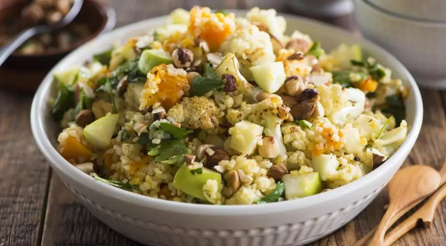 Cauliflower salade