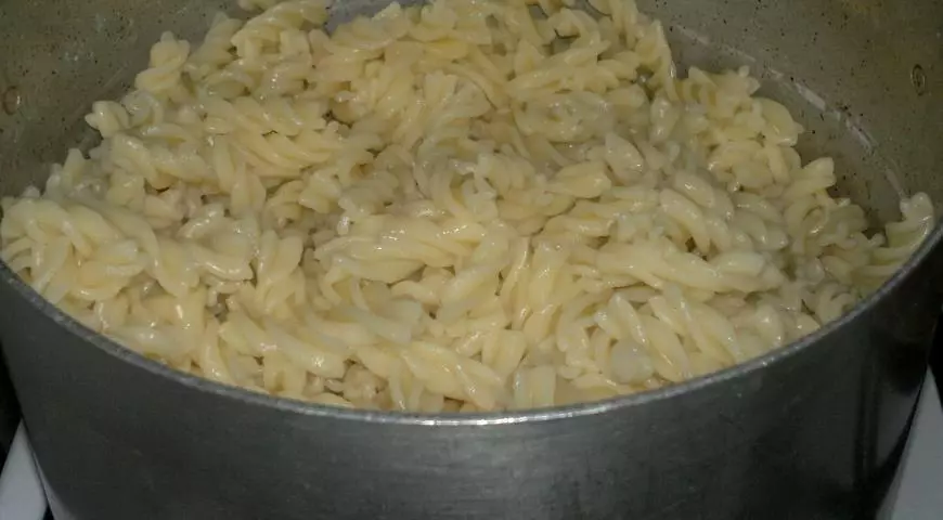 Foto nan preparasyon an nan resèt la: parese Pasta Palm, Nimewo Etap 1