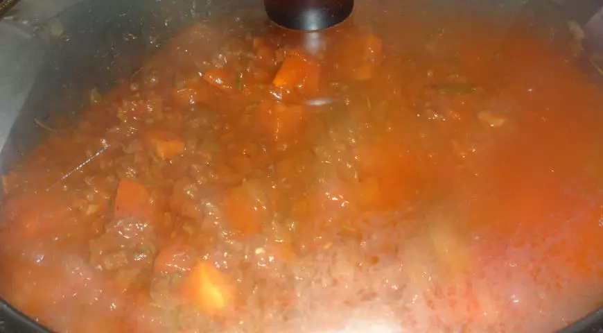 Fotografie de preparare a retetei: Paste de Bolognese, Pasul 7