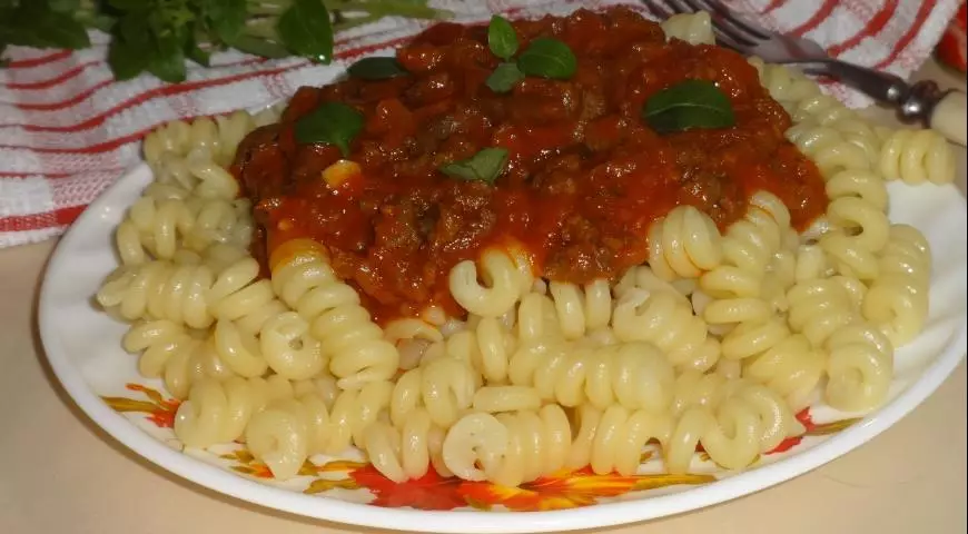 Pastă Bolognese