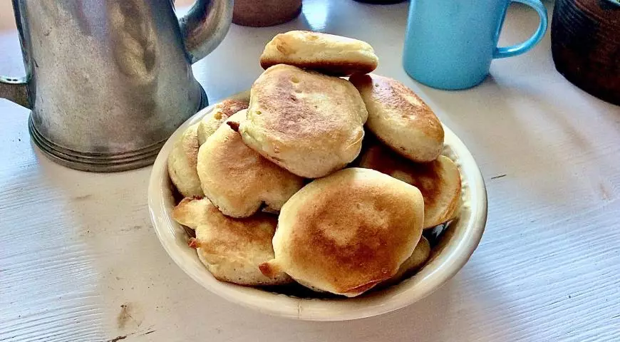 အိမ်လုပ် pancakes