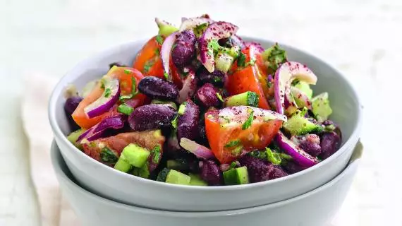 Red Bean Salad, askel askeleelta resepti valokuvilla