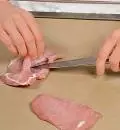 Recepta de cuina fotogràfica: Schnitzel amb formatge i pernil, pas número 2