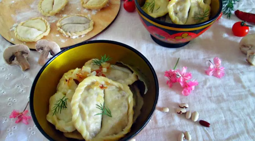 LENTEN Dumplings mei dûbele stuffing binne klear