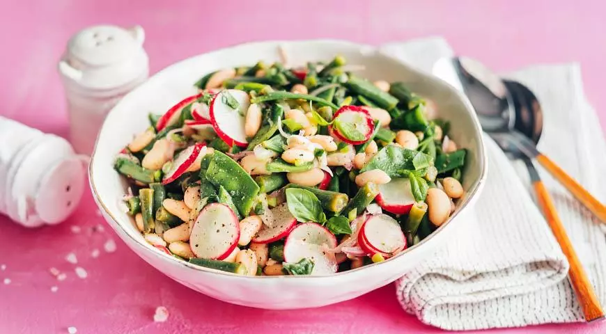 Ensalada de feixón, chícharos e rabanete